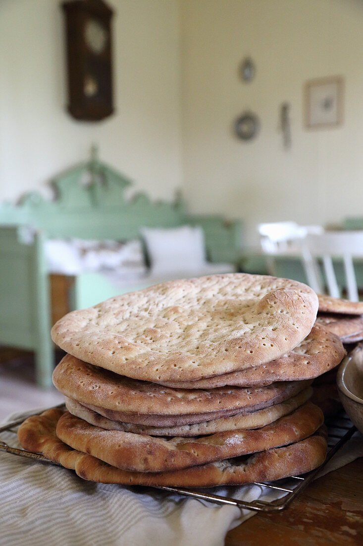 Is flatbread healthy? Exploring its benefits and nutritional value ...